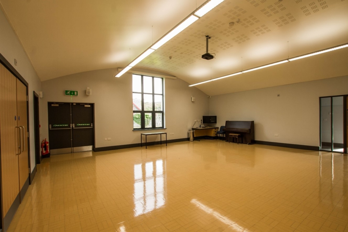 Village Hall – Llanbedr.com